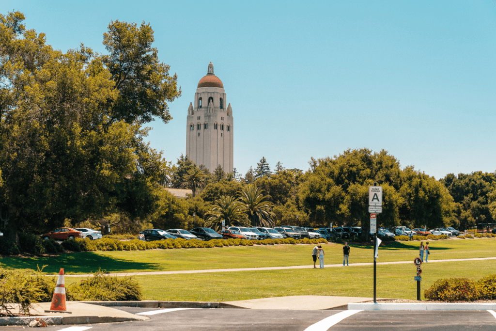 Exploring the Silicon Valley Economy: A Comparative Analysis - ABC ...